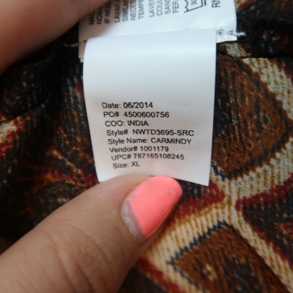 Nine West | Tops | Nine West Nwt Button Up Diamond Pattern Blouse Xl ...